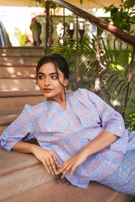 Azure Cord Set Thread Counts