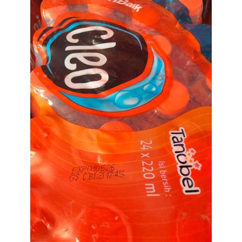 Jual Air Mineral Cleo 220 Ml Cleo Botol Mini Cleo Mini 220ml X 24 Pcs Shopee Indonesia