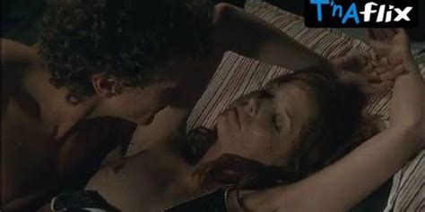 Kelly Reilly Breasts Scene In Yellowstone