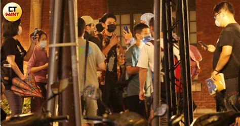 跑趴玩整夜1／宋柏緯分手王淨不寂寞 颱風夜凌晨揪聚會體力滿點 娛樂 Ctwant