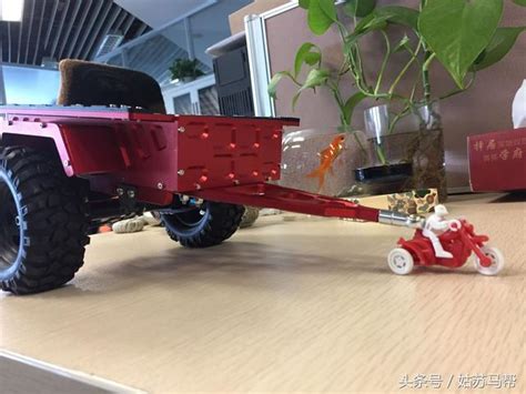 有意思的攀爬車拖掛 敢問路在何方 每日頭條