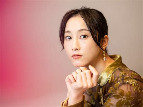 9歳年下の男性との“恋愛”を好演の松井玲奈さん 年齢は気にしない！「毎日は地続き」：telling テリング