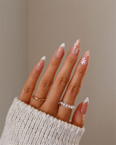 15 Cute And Simple Spring Nail Art Ideas Stylish Nails Gel Nails