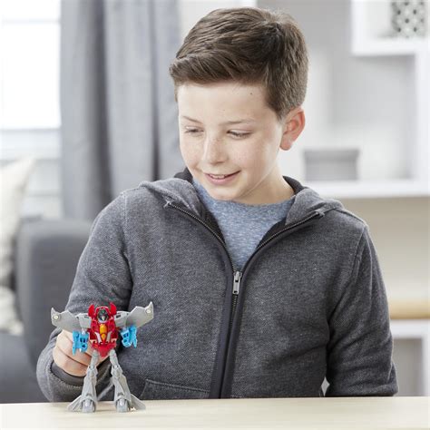 Transformers Cyberverse Warrior Class Starscream