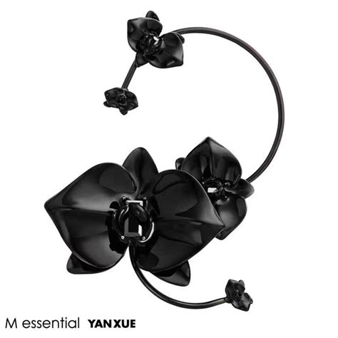 Black Flower Essential Oil Diffuser Necklace