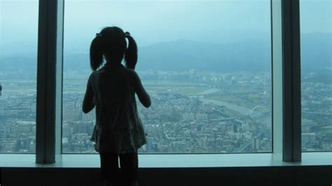 Zašto Kod Devojčica Pubertet Počinje Sve Ranije Društvo Dnevni