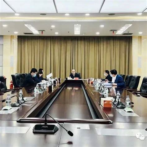 李岩松调度经济运行：全力稳住大庆二季度经济基本盘各县区王凤文项目