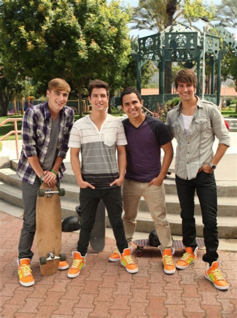 Blog Do Carlitos Pena Big Time Rush Worldwide Day Play