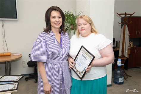 Марина Хонда привітала колектив «Київінформ із професійним святом Вечірній Київ