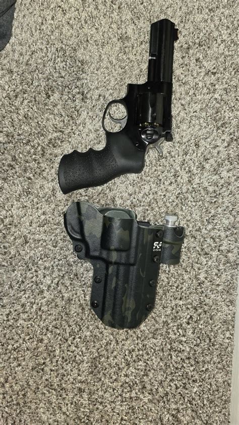 Item Relisted Fs Ruger Gp100 4 Barrel The Outdoors Trader