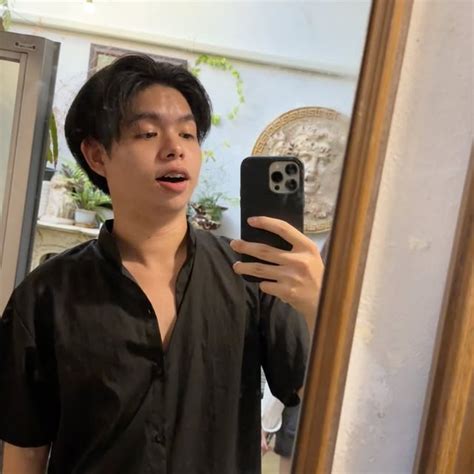 Potae Wong Potae Wongsapat • Threads Say More