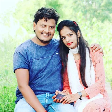 Pramod Maurya (@official_pooja_pramod) • Threads, Say more