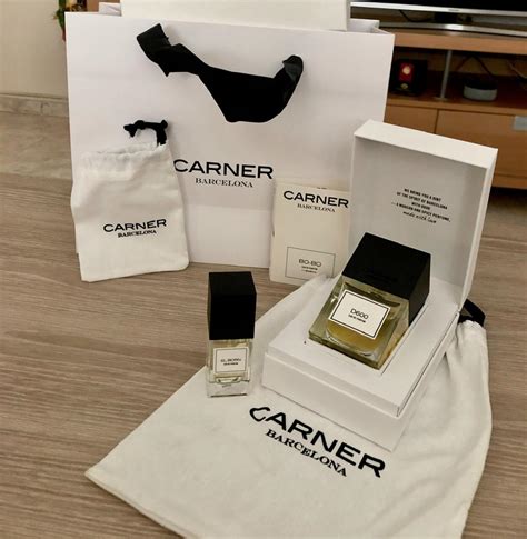D600 Carner Barcelona perfume - a fragrance for women and men 2010