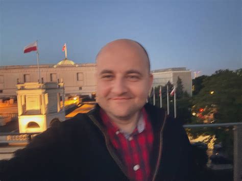 Dariusz Matecki surowo ukarany Zapłaci za nocny spacer po dachu Wprost