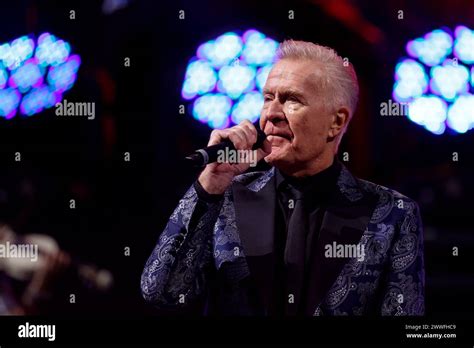 Sänger Martin Fry Von Der Band Abc Bei Seinem Auftritt Bei Im Rahmen