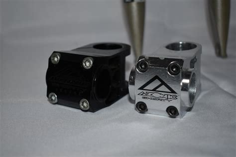 Azonic Shorty Stems R Xbiking
