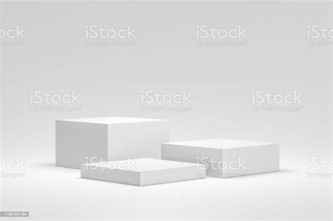 상자 스탠드 개념흰색 배경에 빈 연단 또는 받침대 디스플레이 빈 제품 선반 서 배경 3d 렌더링 강단에 대한 스톡 사진 및 기타 이미지 Istock