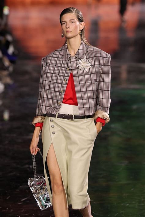 From Princess To Model Kendra Spears Returns To The Runway After