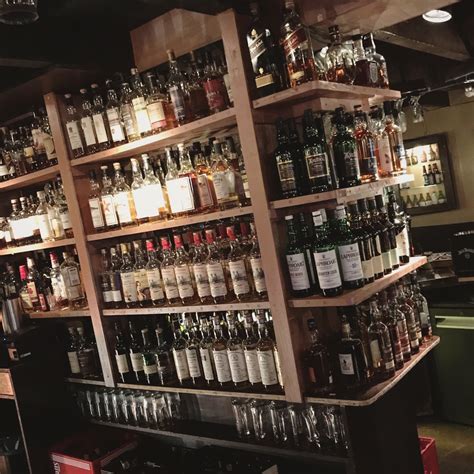 Cafe Stalles In Rotterdam Bar Barleymania Whisky Whiskey