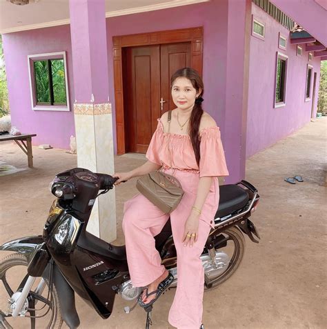 មុំ ភិន On Reels Facebook