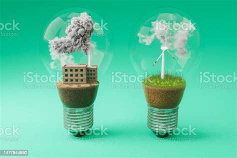 Bola Lampu Dengan Turbin Angin Minature Dan Pembangkit Listrik Tenaga