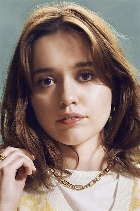 Aimee Lou Wood Qui N Es Sus Pel Culas Y Series Quever By Spoiler Time