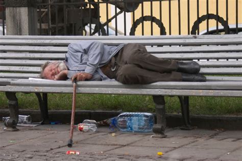 Lecția de pre judecată pe care mi au dat o doi polițiști care l ajutau ca pe propriul tată pe