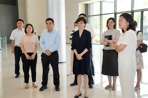 成都海关副关长李海帆一行参观调研天府兴隆湖实验室 工作动态 天府兴隆湖实验室
