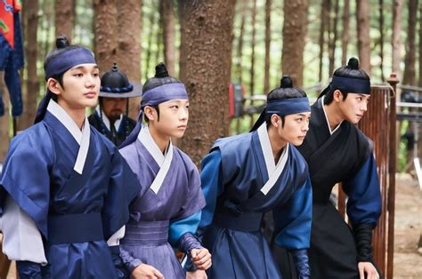 K Drama Menfess On Twitter •kdm• ⚠️🔥 Under The Queens Umbrella Pilih