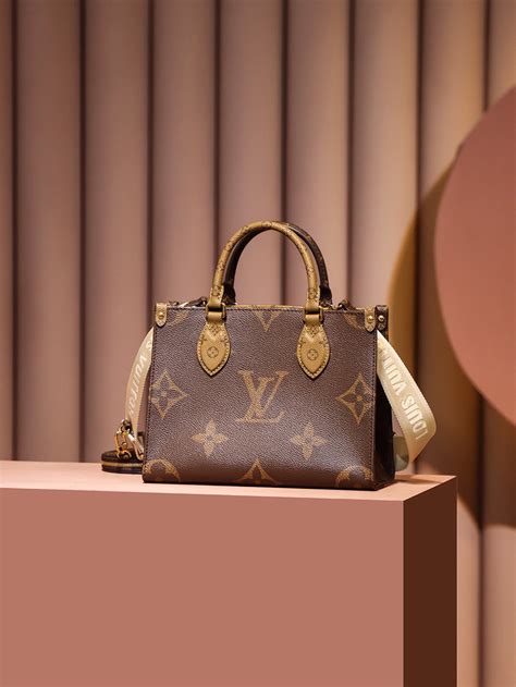 广州哪里买lv包好？女士lv官网包包图片 七七奢侈品