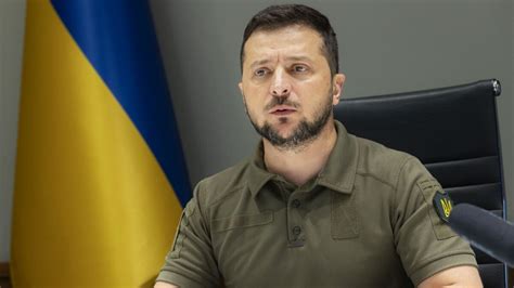 Зеленський назвав «неприпустимим випадок із вибухом боєприпасу в Чернігові