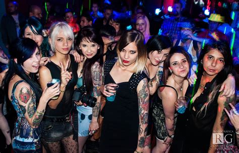 Suicide Girls Party Medellín El Camino