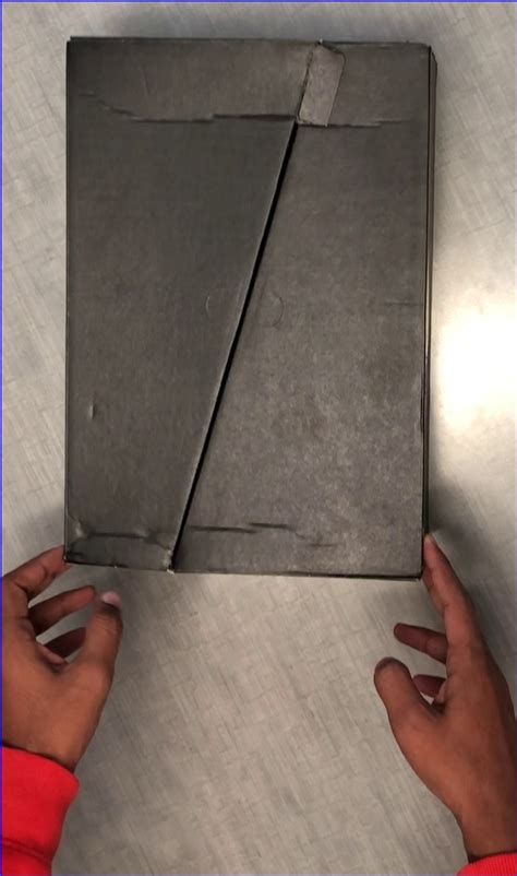 Cardbox Damage Detection Object Detection Dataset And Pre Trained Model