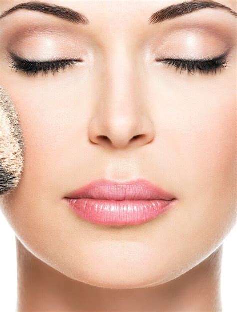 Makeup For Fair Skin Blue Eyes And Dark Hair Saubhaya Makeup