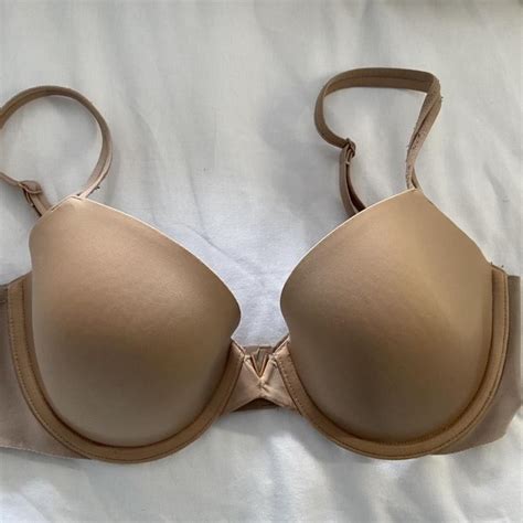Victoria Secret Nude Bra 34d I Cut The Tag Off Bra Depop