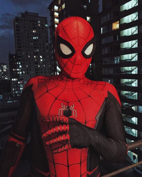 😊♥️🖤🕷