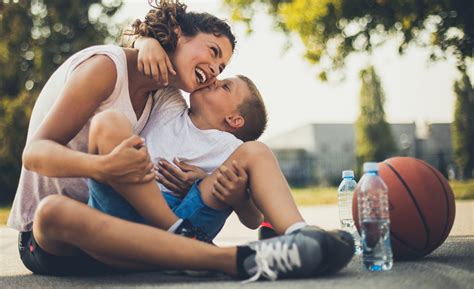 Ten Candid Photography Ideas To Capture Moments Motif