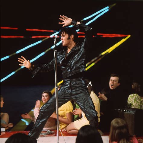 Elvis Presley In Concert Live Elvis Presley Elvis Presley Pictures