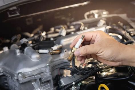 What Does A White Tip Spark Plug Mean Vehicle Fixing