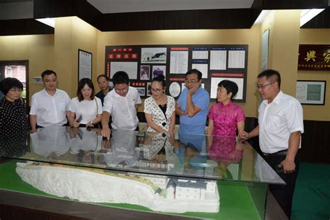 民盟娄底市委会召开教师节座谈会 中国民主同盟娄底市委员会