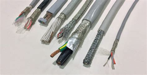 Screen Cables