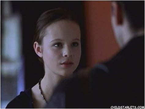 American Beauty 1999 Thora Birch Fan Art 35425406 Fanpop