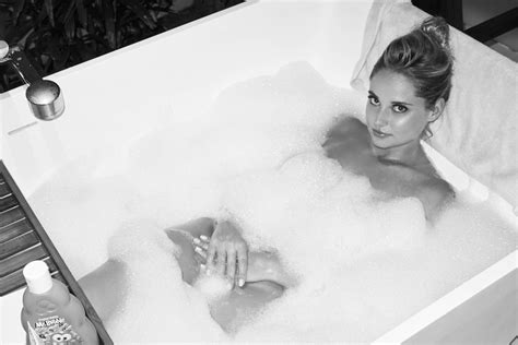 Genevieve Morton Naked 32 Photos Thefappening
