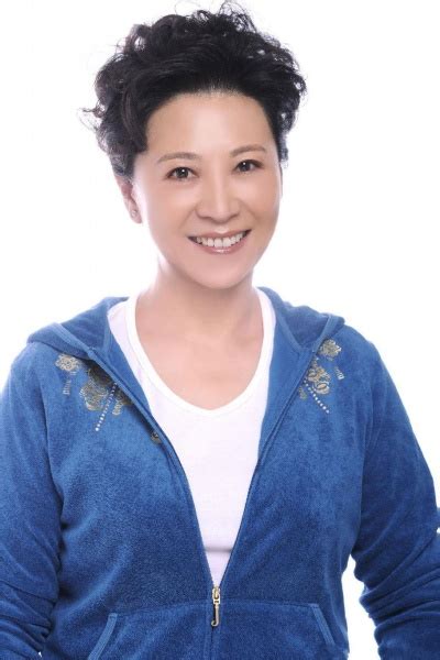 《启功》今日正式上映 王馥荔饰老年章宝琛 搜狐娱乐