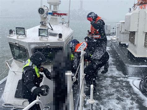 부안해경 주말 응급환자 긴급 이송으로 분주