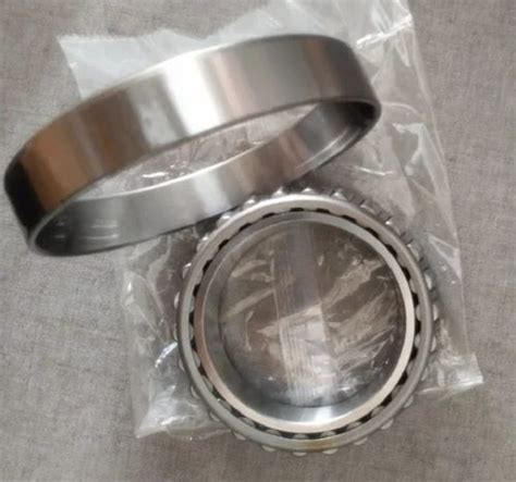 Automobile Bearings RSTC 32017 JPN Tapper Roller Bearing Bore Size 60