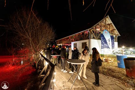 Se deschide Parcul Crăciunului Patinoar ateliere pentru copii și