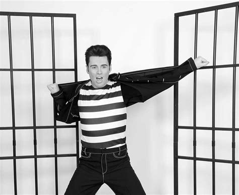 Mark Summers As Elvis The Uks Official Number One Elvis Tribute Show