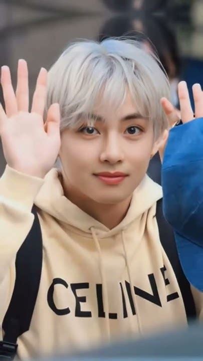 Top 25 Pictures V Kim Taehya Youtube