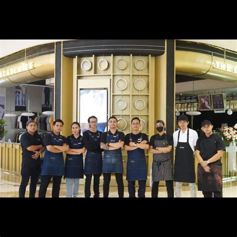 Robin Willis On Linkedin Team